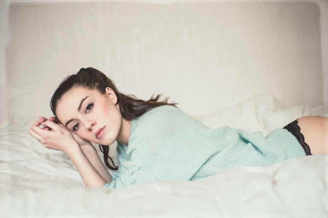 Lola Viande Bed Color - some[wh]air